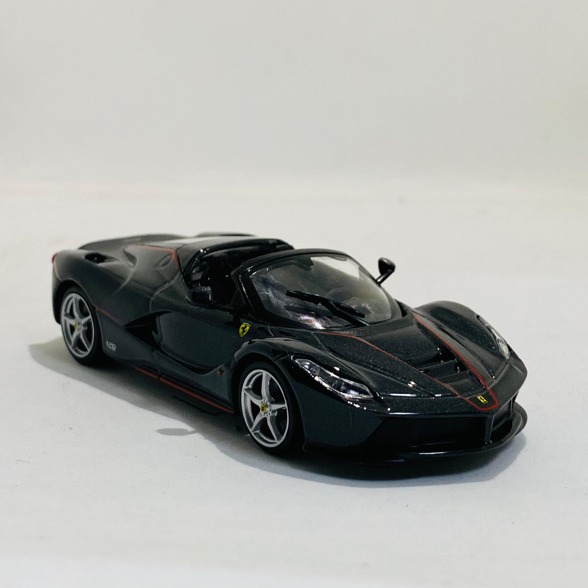 Bburago Ferrari Laferrari Aperta Signature Edition Black 1/43 ...